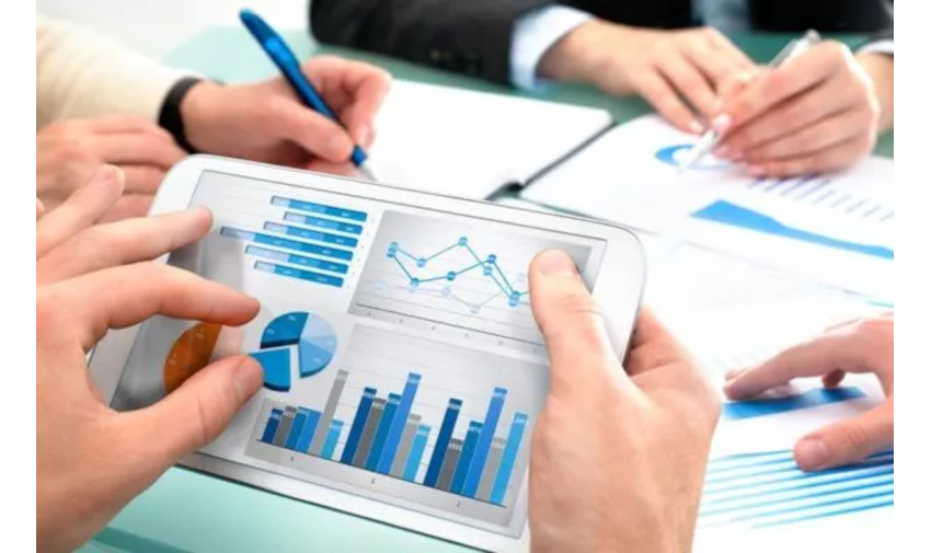 18+ Examples of Artificial Intelligence in Business | Examples